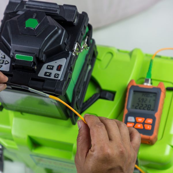 How to Test Fiber Optic Cable: A Clear and Confident Guide